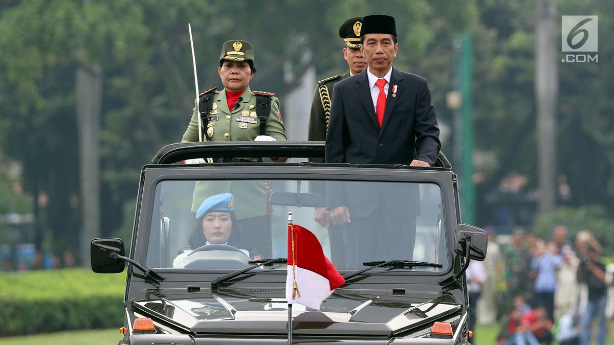 FOTO: Presiden Jokowi Pimpin Apel Peringatan Hari Kartini - Foto Liputan6.com