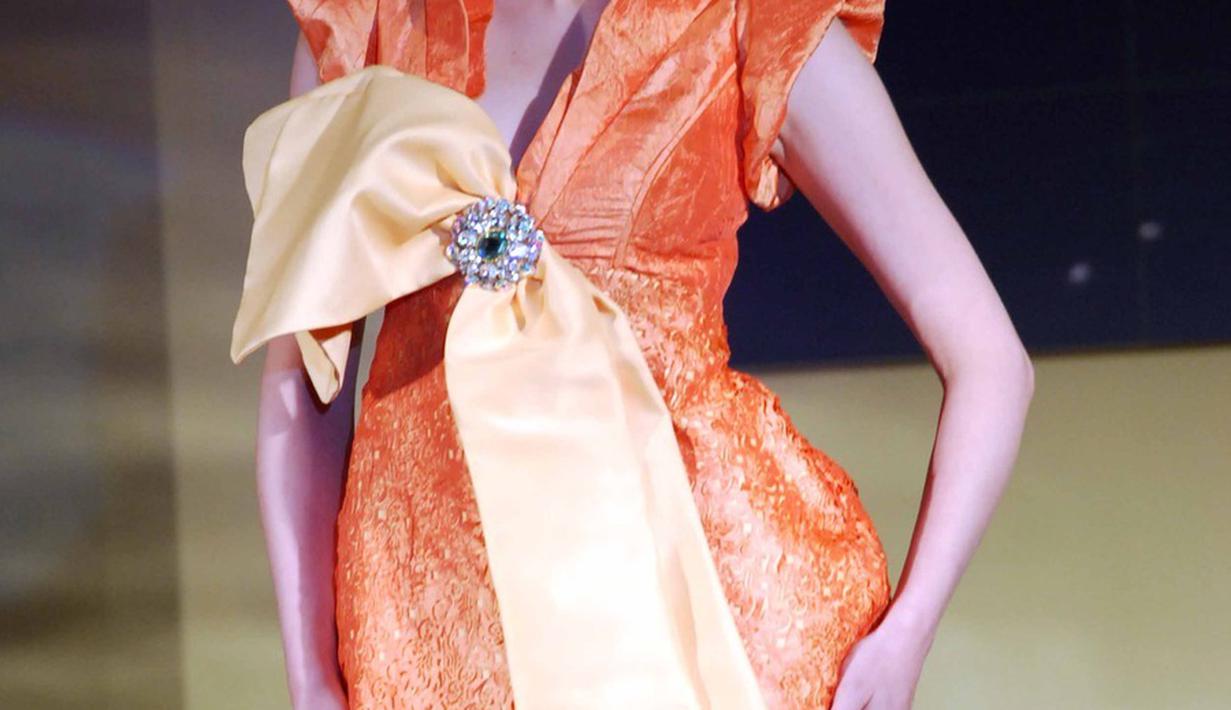 Gaun Rancangan Chenny Han - Photo Fimela.com