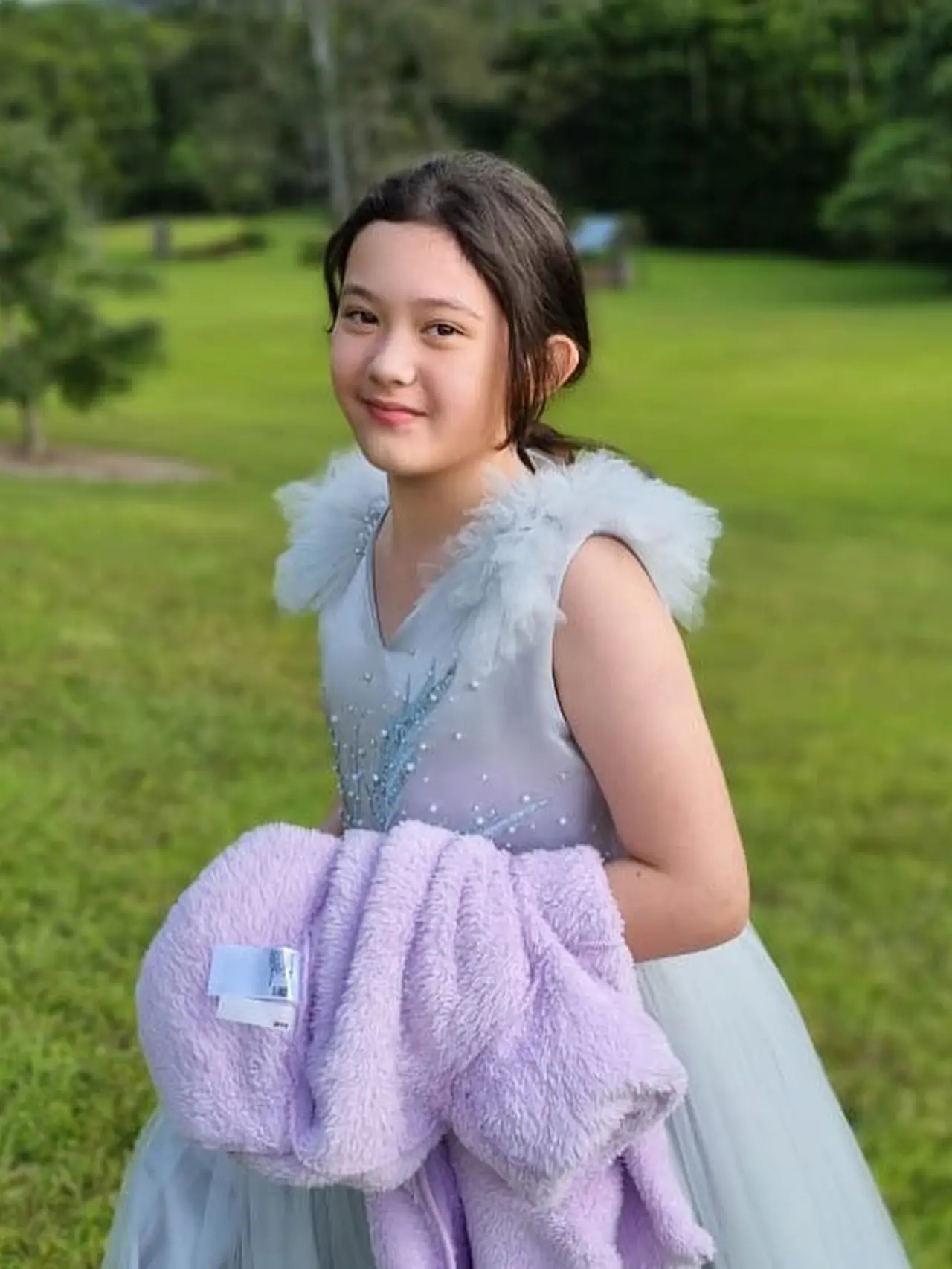 6 Potret Mikha Anak Nafa Urbach, Kini Sudah Beranjak Remaja - Hot ...