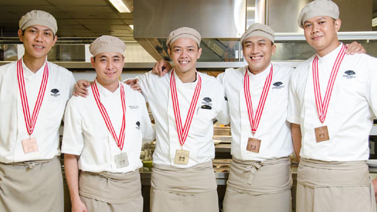 Tim Chef di Mandarin Oriental Jakarta Memenangkan 5 Medali di Salon ...