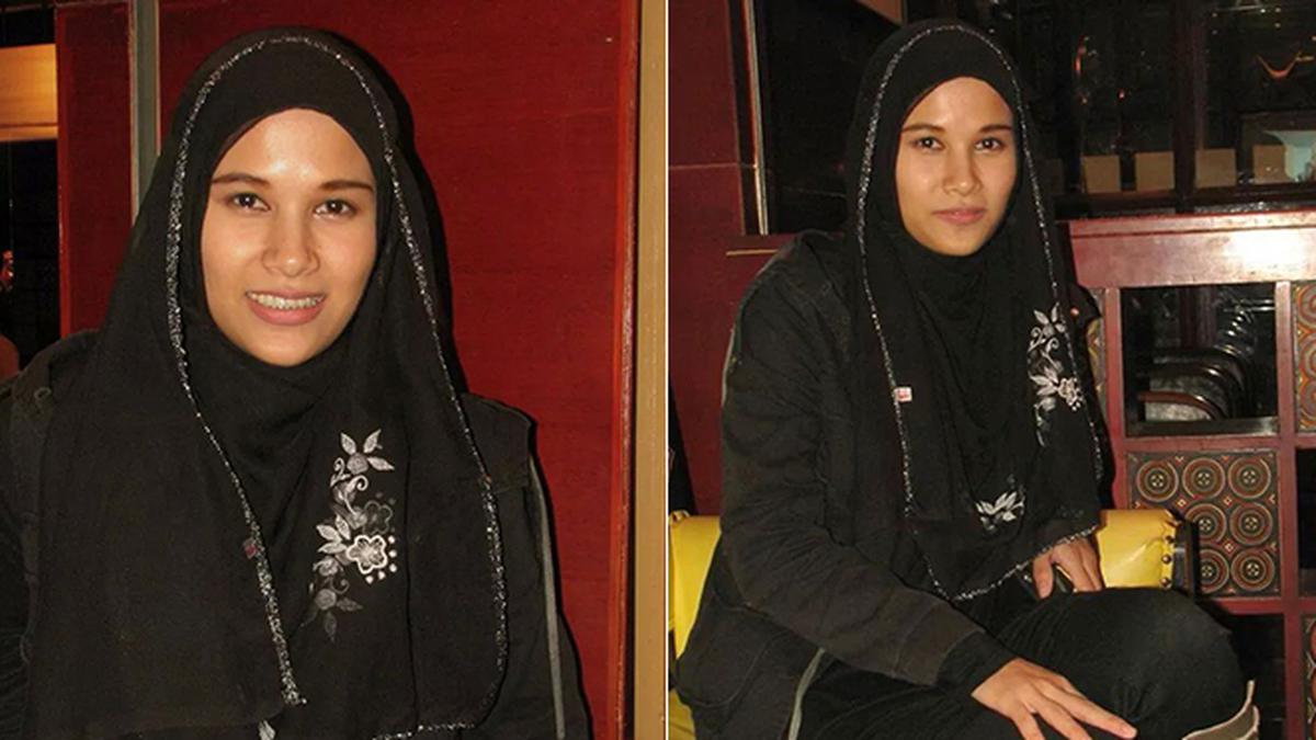 Sembahku Pada Mu, Single Religi Anna Ratna Ningrum - ShowBiz Liputan6.com