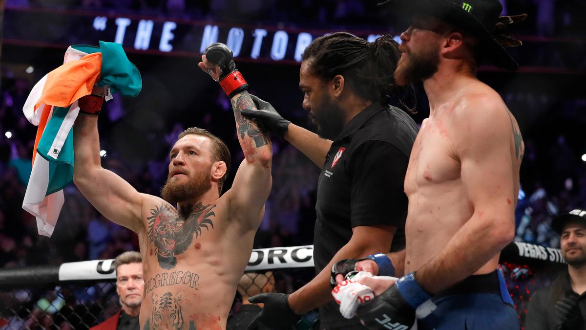 Comeback ke UFC, Connor McGregor Menang TKO Atas Cowboy Cerrone