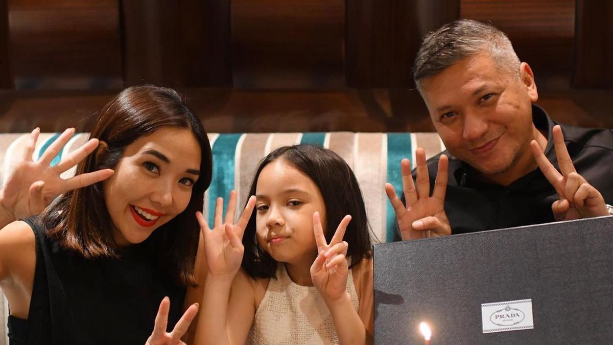 6 Potret Gading Marten Rayakan Ultah Bareng Gisel dan Gempi, Lagi-lagi Netizen Doakan Segera ...