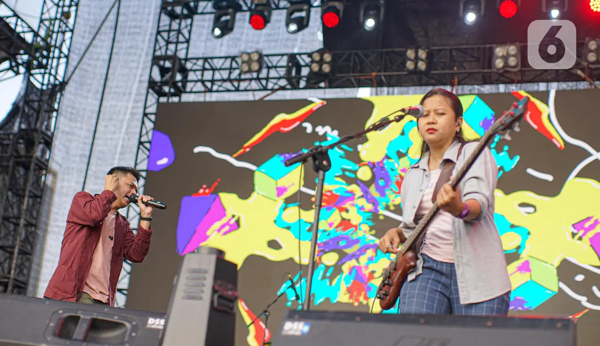 Bawakan Lagu-Lagu Hits, Base Jam Tampil Enerjik di Festival ManggungDi ...
