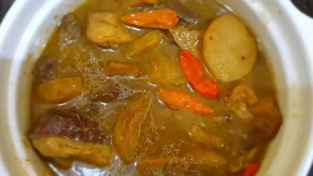 3 Resep Praktis Kreasi Semur Kentang Tahu, Nikmat untuk Makan Siang ...