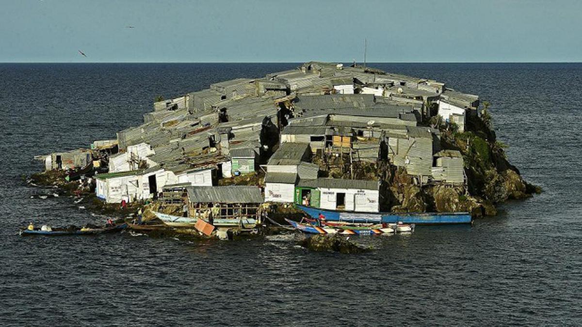 Penampakan Pulau-pulau Kecil di Dunia yang Kelebihan Penduduk ...