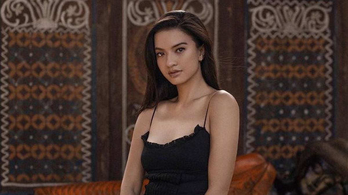 Injak Usia 38 Tahun, Ini 6 Potret Cantik Raline Shah yang Bak ABG - Photo Fimela.com