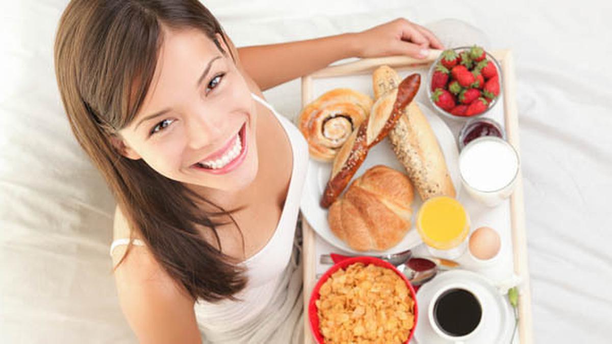 Kenapa Sih Sarapan Itu Sebaiknya 1 Jam Setelah Bangun Tidur? - Beauty ...