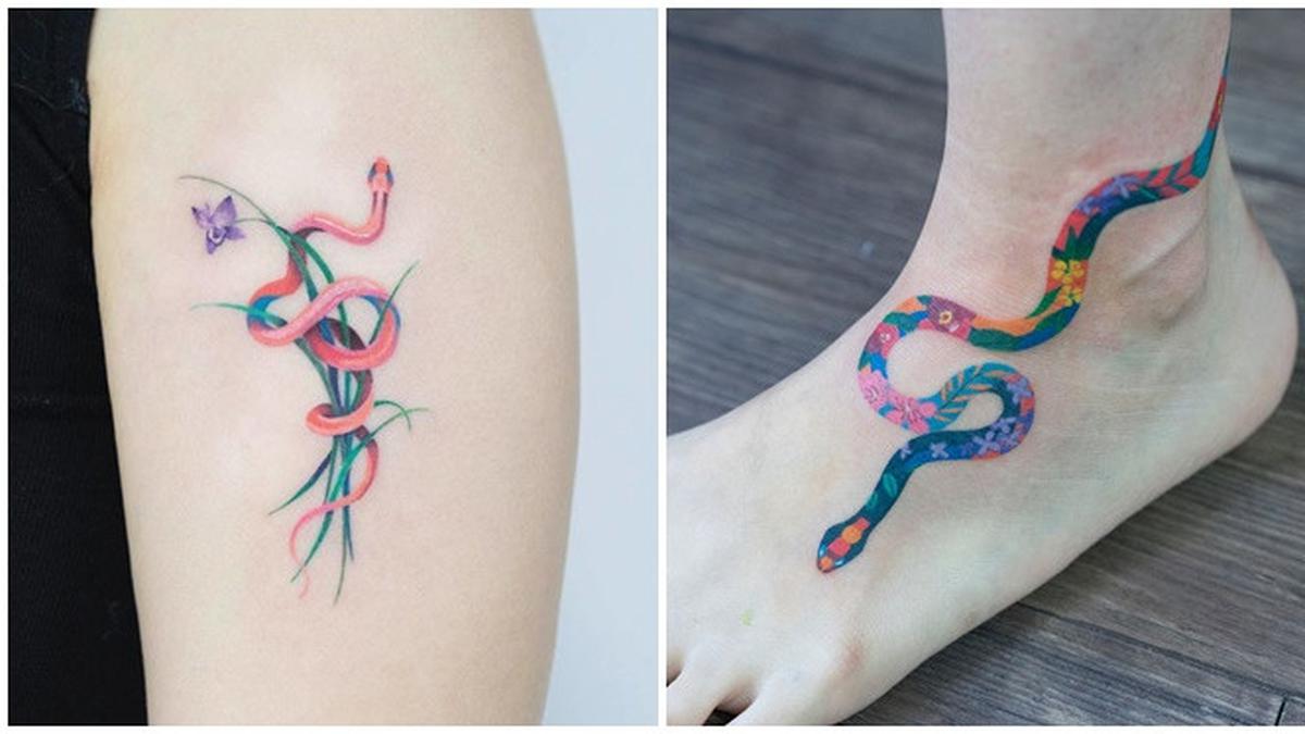 Bukan Hitam, 6 Potret Tato Bentuk Ular Warna-Warni Ini Jauh dari Kata ...