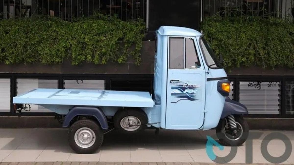 Piaggio Ape Electric Ramaikan Pasar Kendaraan Listrik Indonesia
