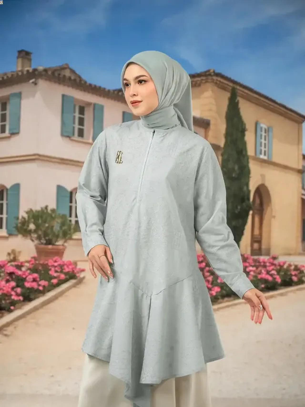 10 Model Baju Tunik Terbaru yang Modis, Cocok untuk Outfit Kasual di 2025