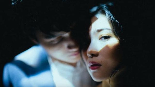 7 Potret Prewedding Isyana dan Rayhan Maditra, Berkonsep Sandiwara Klasik - Hot Liputan6.com