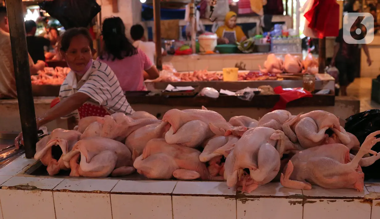 FOTO: Jelang Lebaran, Harga Daging Sapi dan Ayam Alami Kenaikan - Foto Liputan6.com