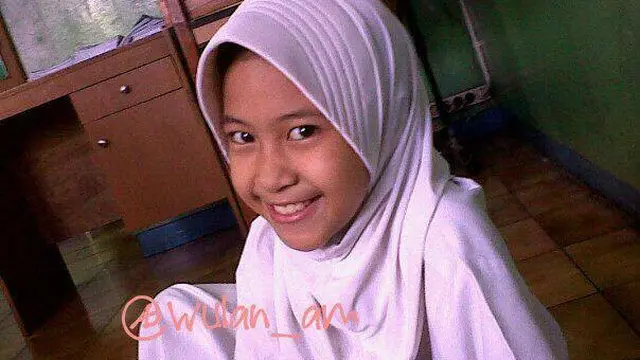 6 Potret Jadul Adiba Khanza Saat Kecil, Ungkap Kerinduan ke Ustaz Jefri Al Buchori - Hot ...