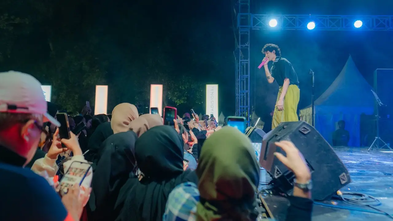 Potret Anyar Devano Danendra, Rambutnya Gondrong dan Bertato ...