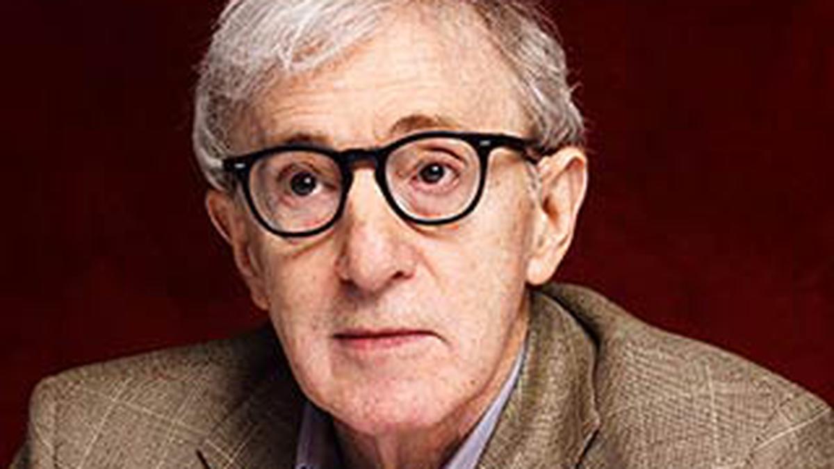 Woody Allen Sabet Oscar Skenario Asli Terbaik