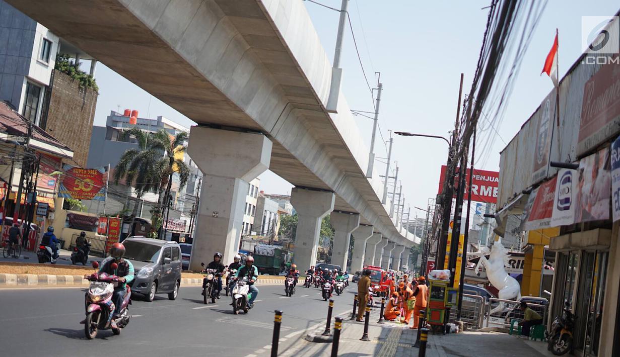 FOTO: Hari Kedua Perluasan Ganjil Genap, Lalin di Jalan Fatmawati Raya ...