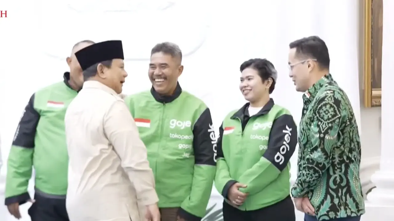 Prabowo Umumkan Ojol hingga Kurir Online Dapat Bonus Hari Raya, Begini Respons Gojek - Bisnis ...