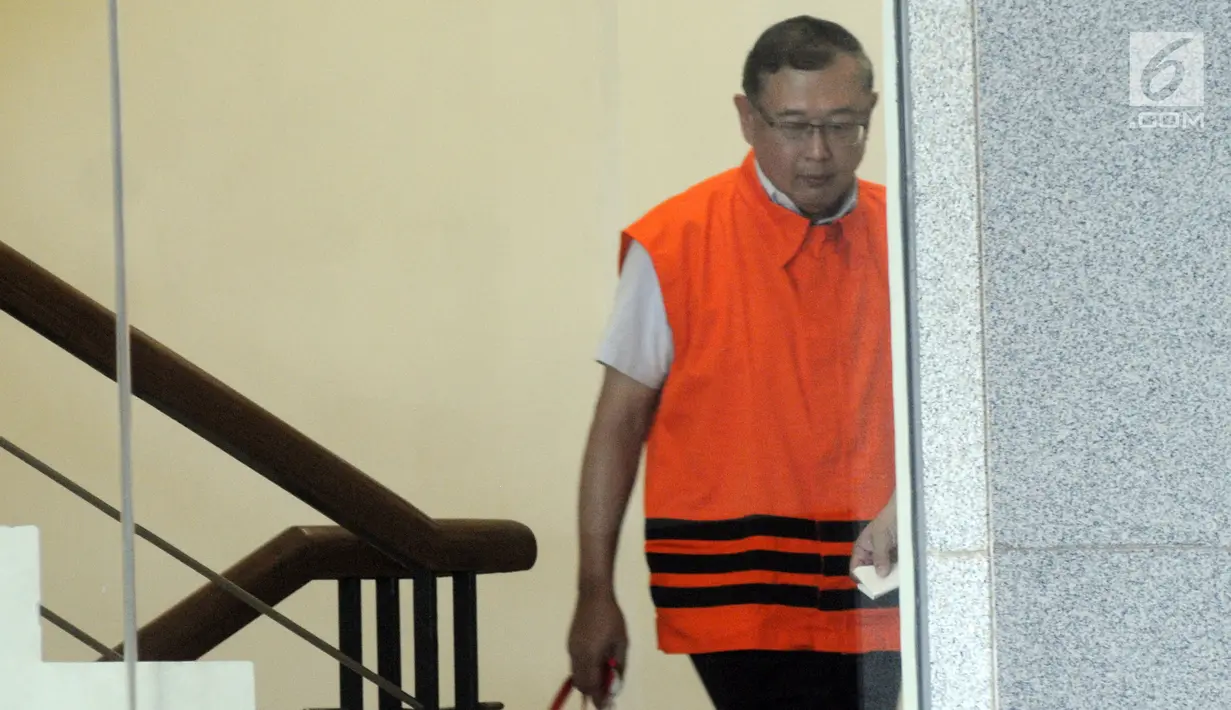 FOTO: KPK Periksa Wakil Direktur PT SMART Edy Saputra Suradja - Foto ...