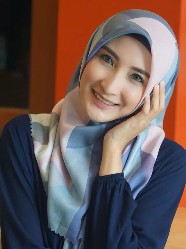 7 Potret Terbaru Chaca Thakya yang Semakin Curi Perhatian - Hot Liputan6.com