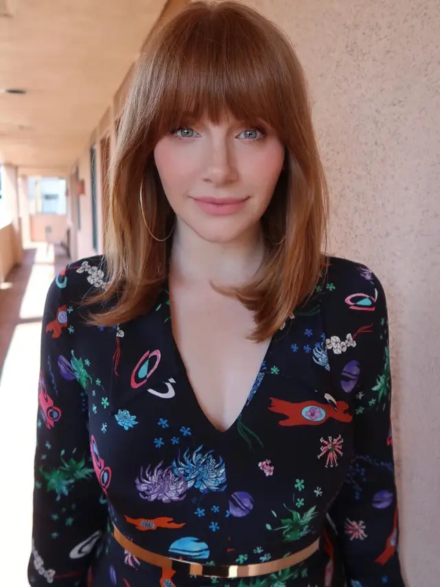 6 Potret Terbaru Bryce Dallas Howard, Pemeran Victoria di Twilight Saga ...