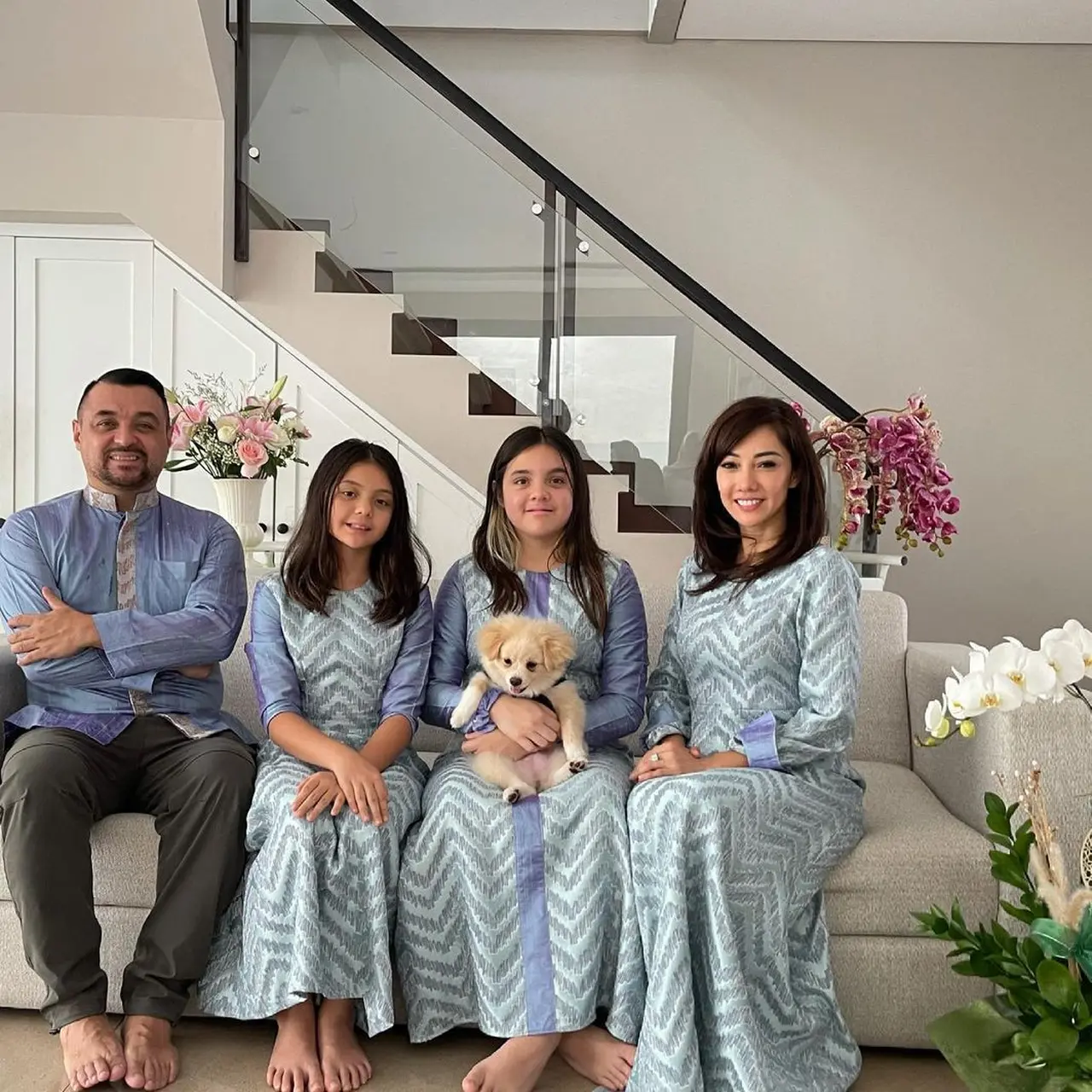 6 Potret Lawas Dea Tunggaesti dan Mantan Suami, Masih Jaga Hubungan ...