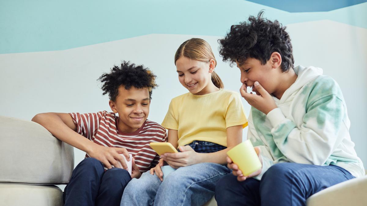 Post Gen Z Adalah Generasi Alpha, Pahami Karakteristik Mereka - Hot ...