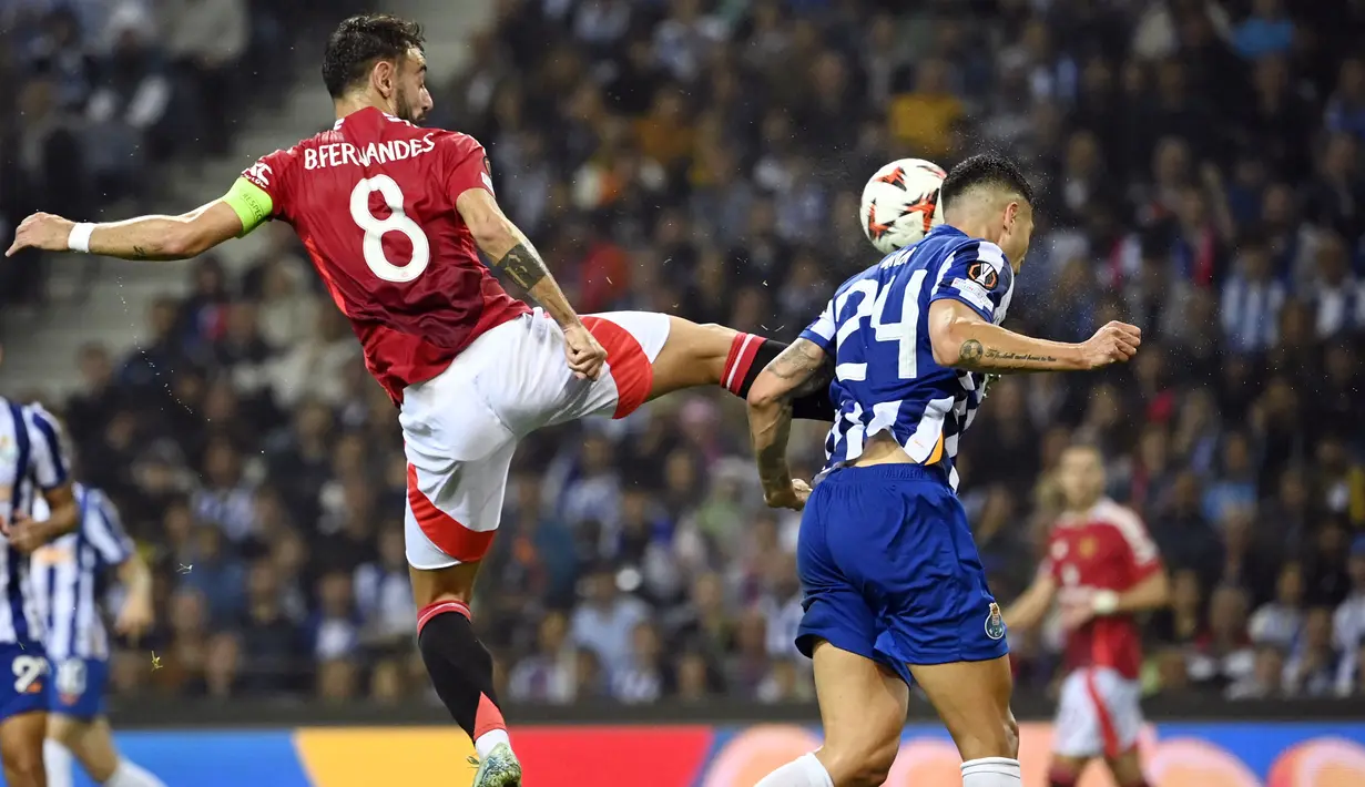 Foto: Bruno Fernandes Dapat Kartu Merah Lagi, MU Susah Payah Imbangi FC ...