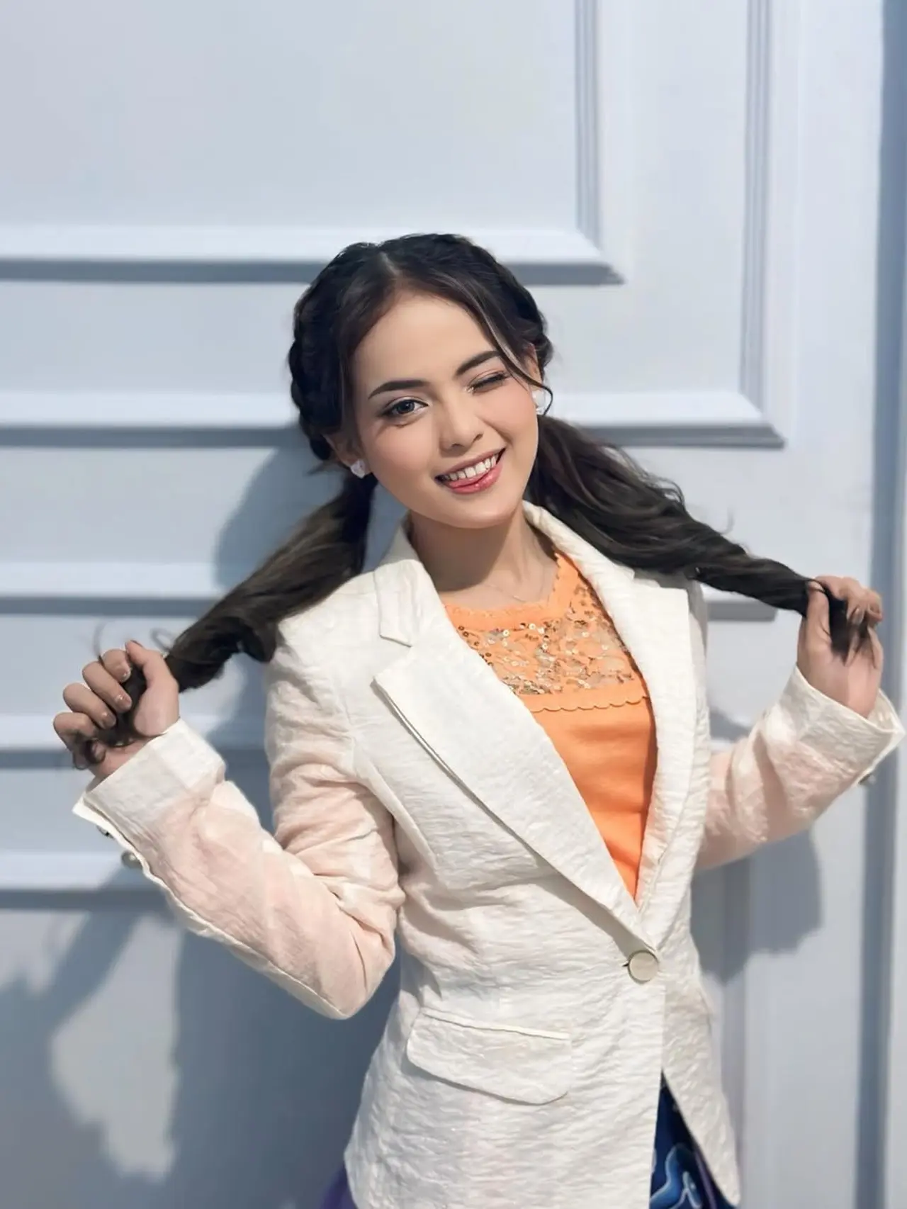 Putri Isnari Dapat Hadiah Uang Tunai Ratusan Dolar di Momen Ulang Tahun ke-21, Penuh Syukur ...