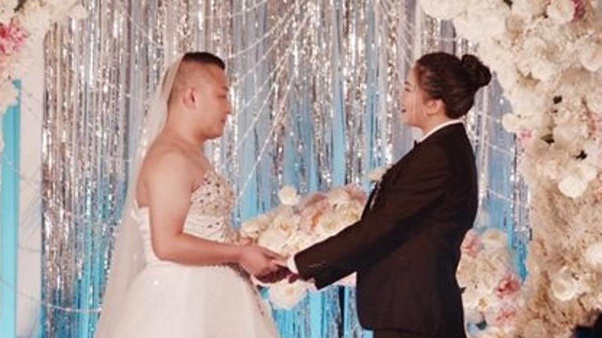 Pria Ini Pakai Gaun karena Calon Istri Takut Terlihat Gendut - Lifestyle Fimela.com