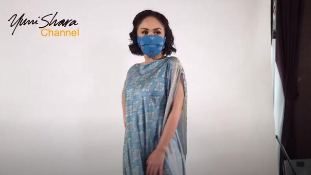 7 Potret Yuni Shara Pakai Busana Muslim Ini Anggun Banget - Islami ...