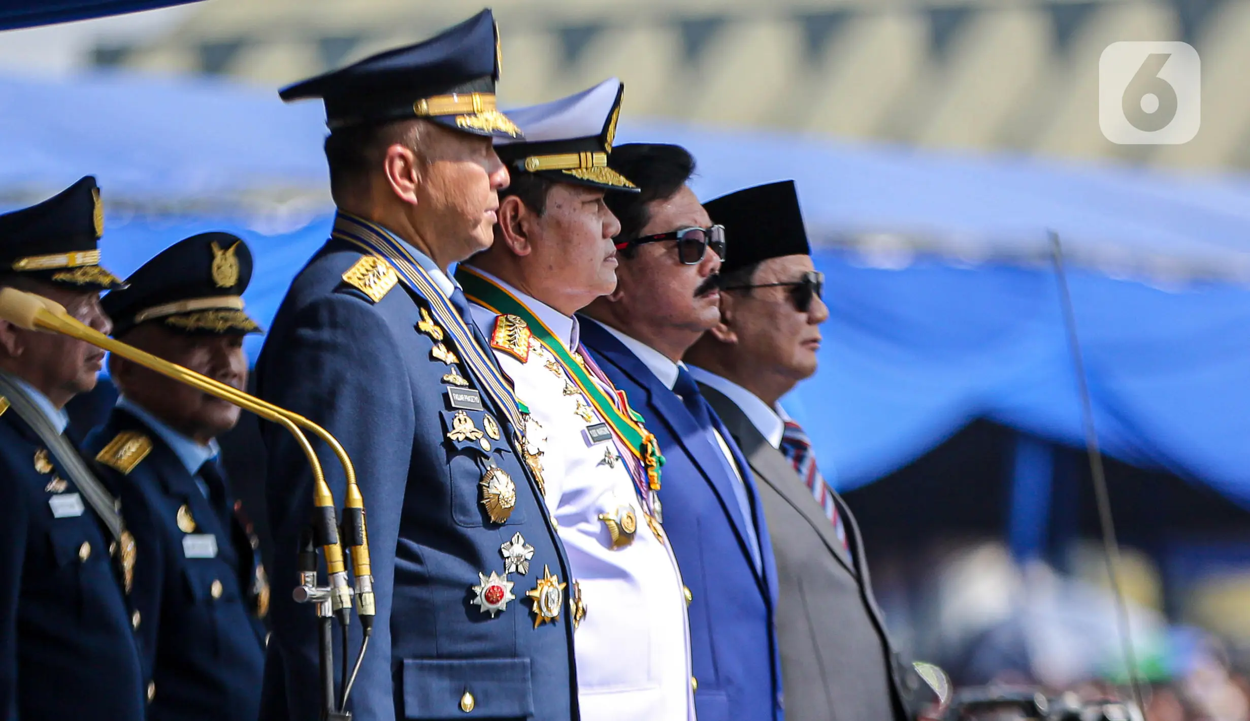 Aksi Defile Pasukan dalam HUT ke-77 TNI AU - Foto Liputan6.com