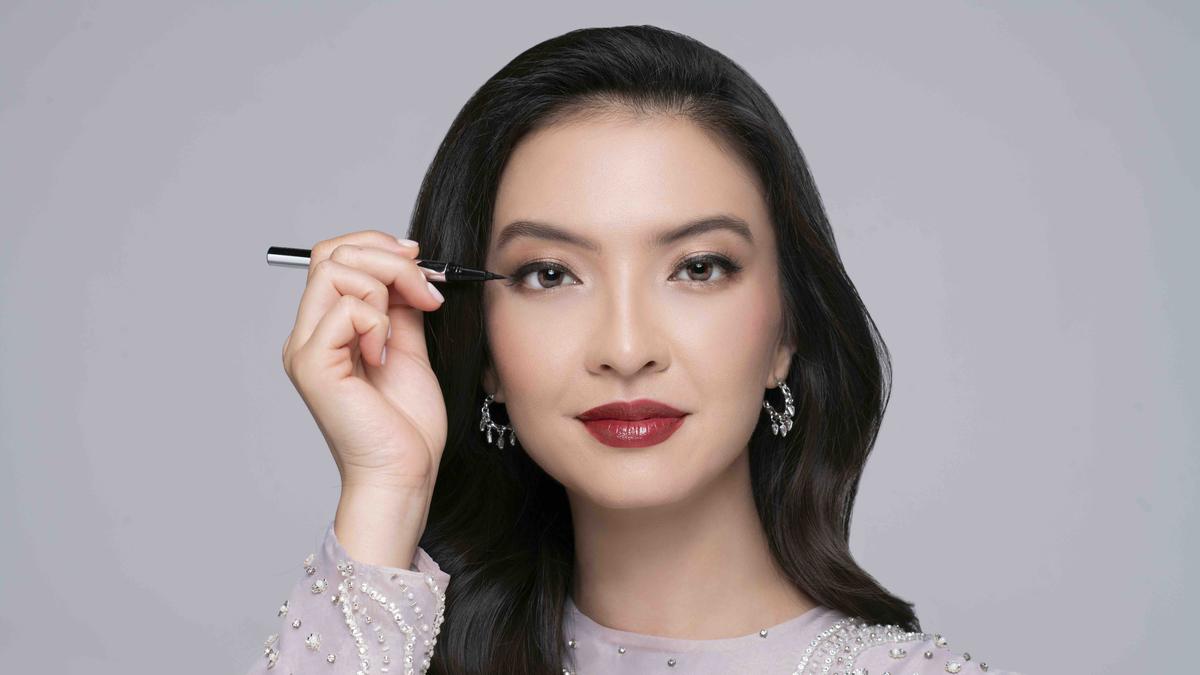 Raline Shah Nostalgia Main Layar Lebar Perdana 10 Tahun Lalu, Unggah ...