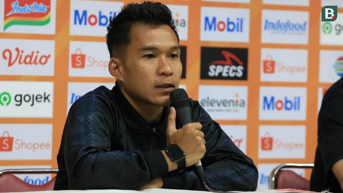 Sosok Robert Alberts di Mata Gelandang Persib Bandung: Tegas, Cerdik ...