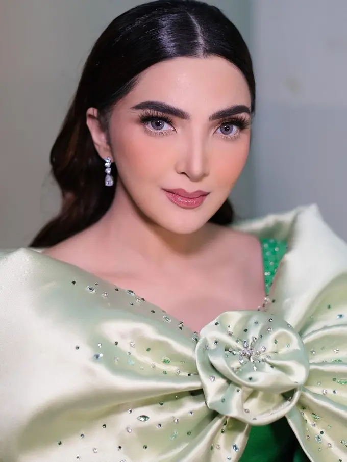 Ashanty Kembali Beraktivitas, Kompak Tampil Cantik dengan Gaun Hijau ...