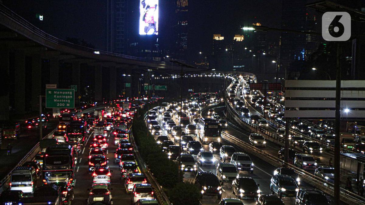 14 Penyebab Kemacetan Lalu Lintas, Dampak Serta Solusi yang Perlu Diketahui
