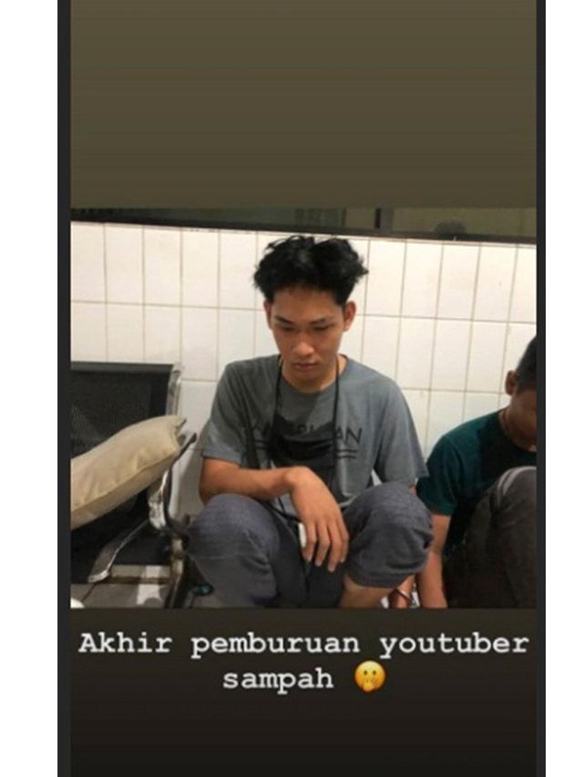 6 Potret Penangkapan YouTuber Ferdian Paleka, Sempat Jadi Buronan ...