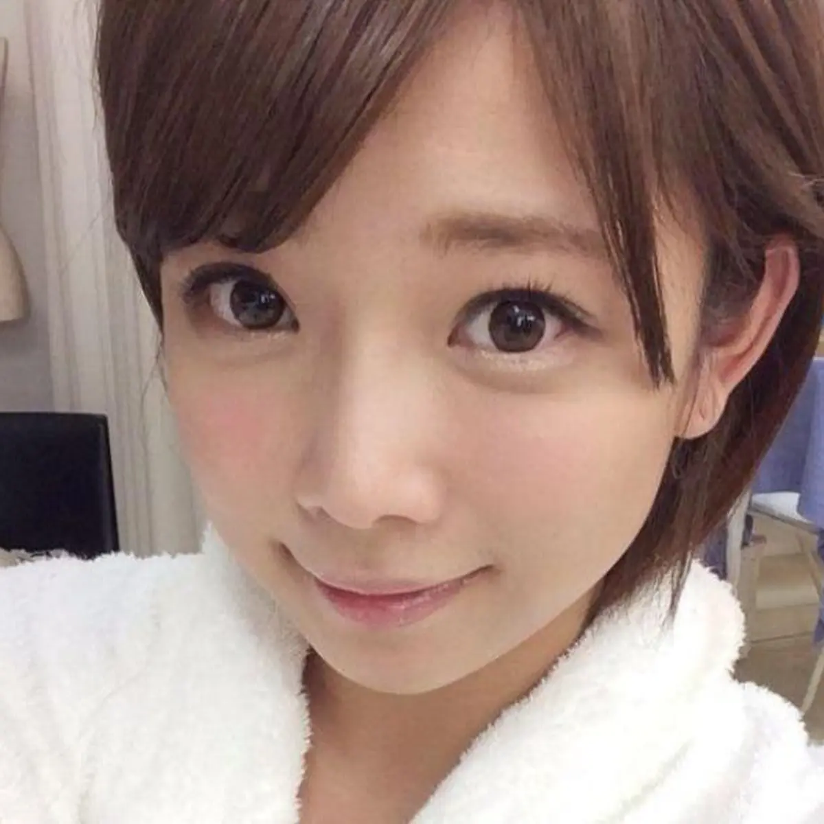 Mana Sakura 
