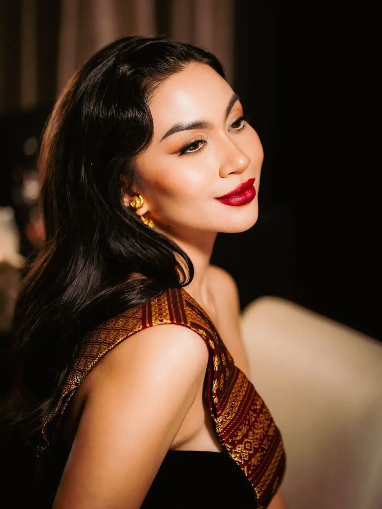 Ariel Tatum Ungkap Perjuangannya Lawan Bpd Temukan Ketenangan Dengan Stoikisme Dan Self Love