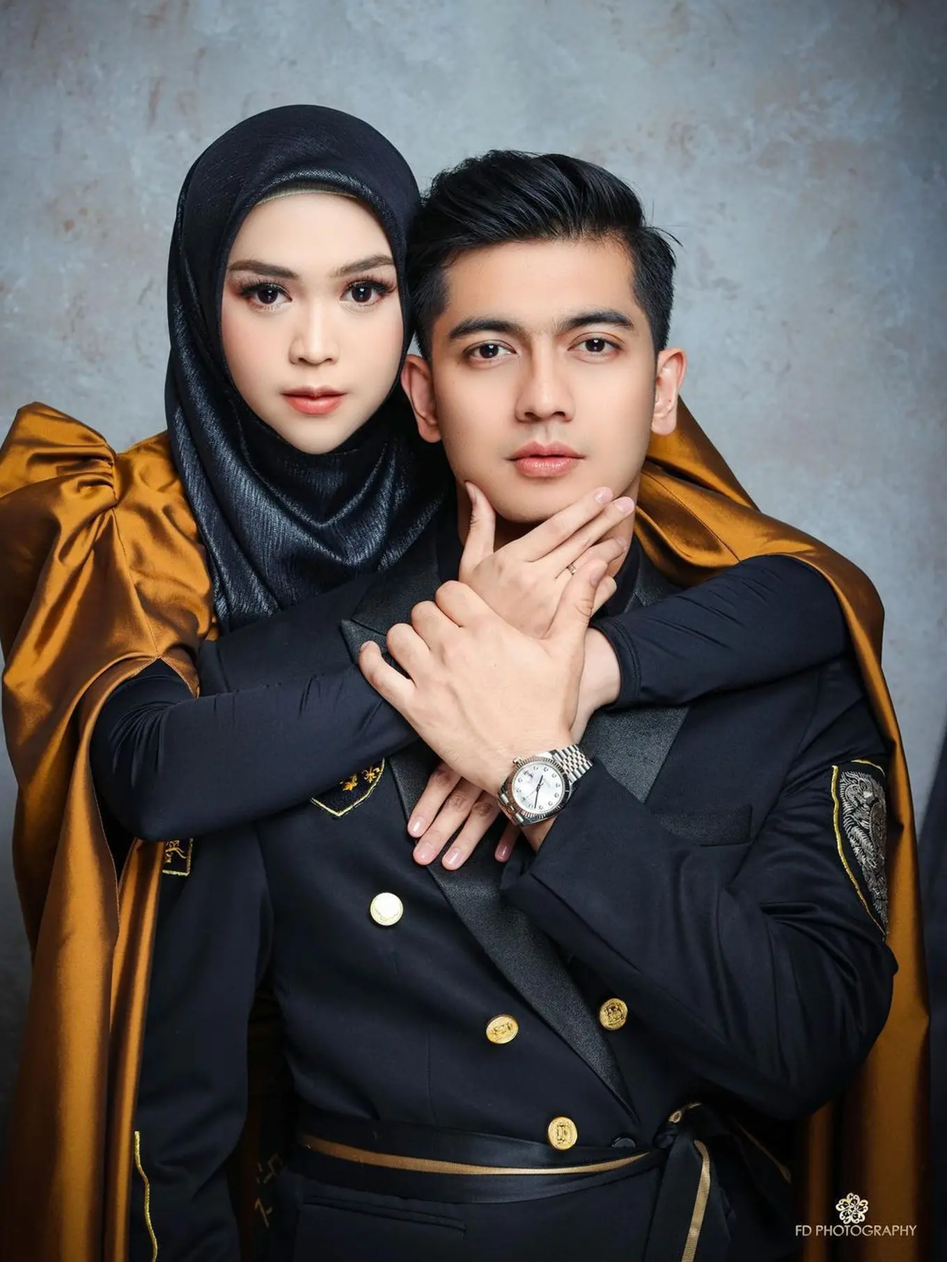 Gaya Elegan Ria Ricis dan Teuku Ryan Kenakan Kostum Layaknya Ratu dan ...