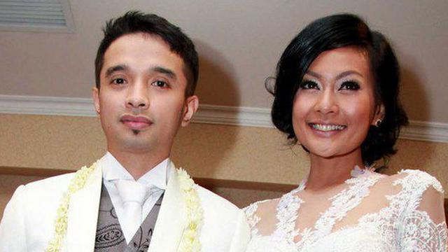 10 Tahun Pernikahan, Ini 7 Potret Lawas Oncy Ungu dengan Endhita ...