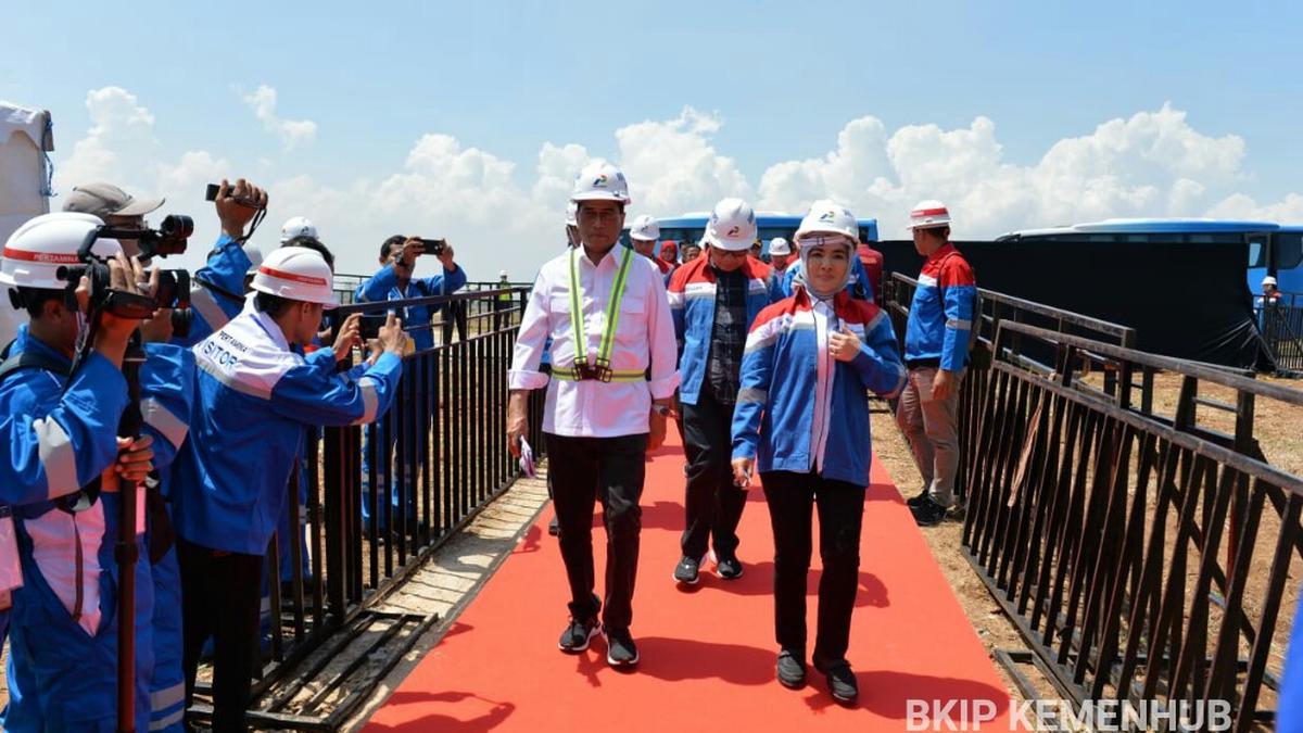 Menhub Izinkan Pertamina Restorasi Kilang Minyak Tuban