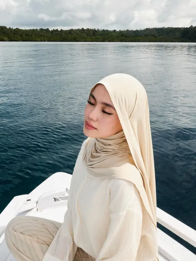 Tren Pashmina Terkini, Inspirasi dari Sashfir hingga Nashwa Zahira - Hot Liputan6.com