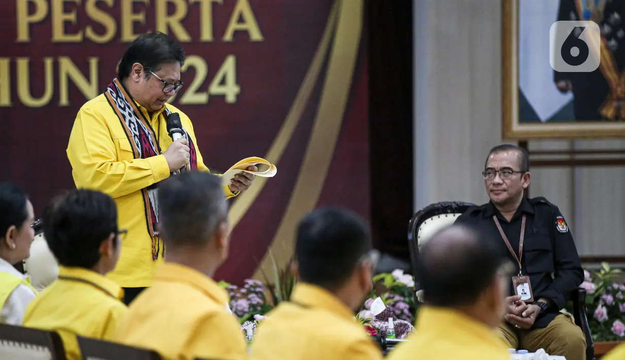 Airlangga Hartarto Pimpin Pendaftaran Partai Golkar ke KPU - Foto Liputan6.com