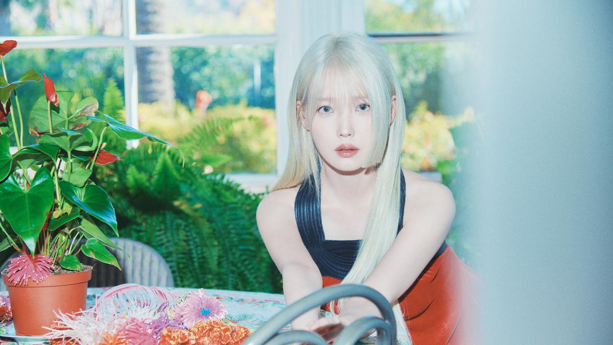 IU Kembali ke Indonesia dengan Konser Spesial: Penampilan Epik dalam【2024 IU H.E.R. WORLD TOUR ...