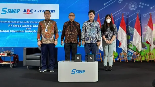 Percepat Penyediaan Baterai Motor Listrik, Swap Energi Gandeng Baterai ...