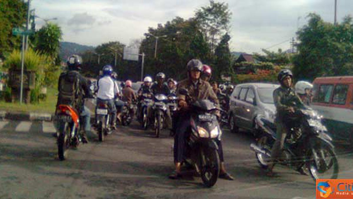 Bandung Makin Macet - Citizen6 Liputan6.com