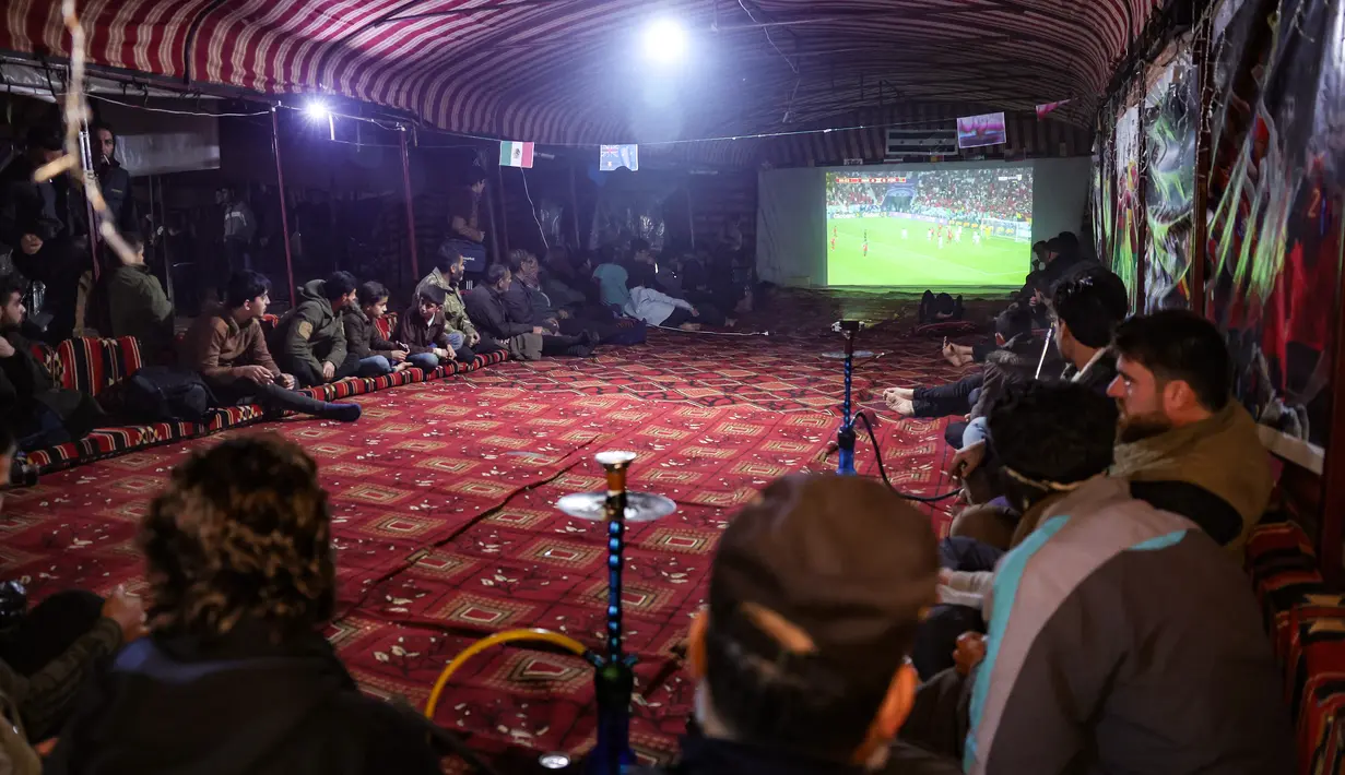 Potret Pengungsi Suriah Saksikan Piala Dunia 2022 Qatar - Foto Liputan6.com