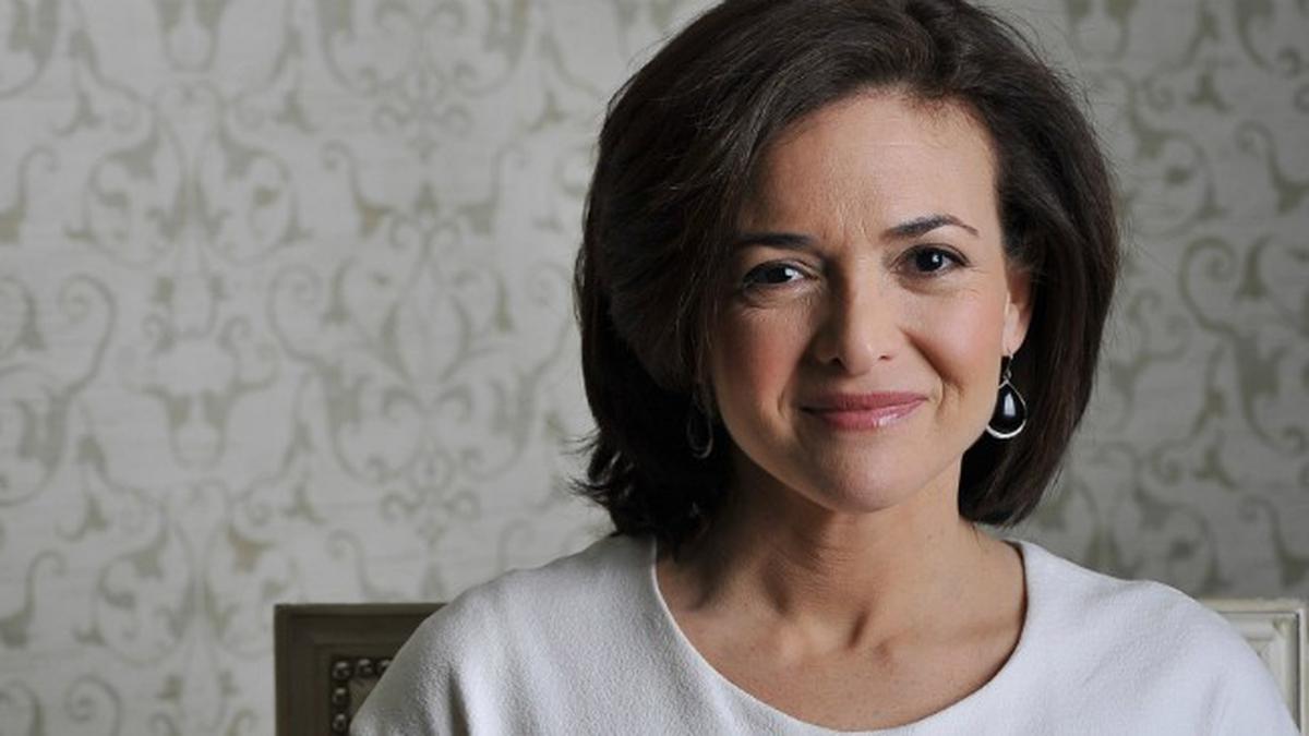Mundur dari COO Meta, Segini Saham Facebook Dijual Sheryl Sandberg