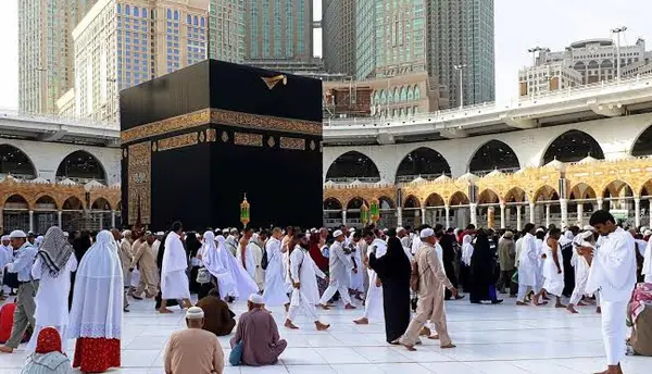 Al-Qur'an Surat Asy-Syams dan Terjemahannya | Liputan6.com